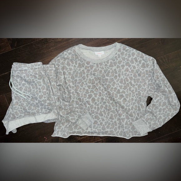 Colsie | Tops | Colsie Lounge Set | Poshmark